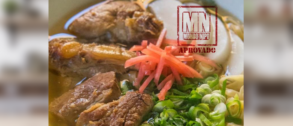 RECEITA: Soki Soba (Sopa de Okinawa) - Mundo Nipo